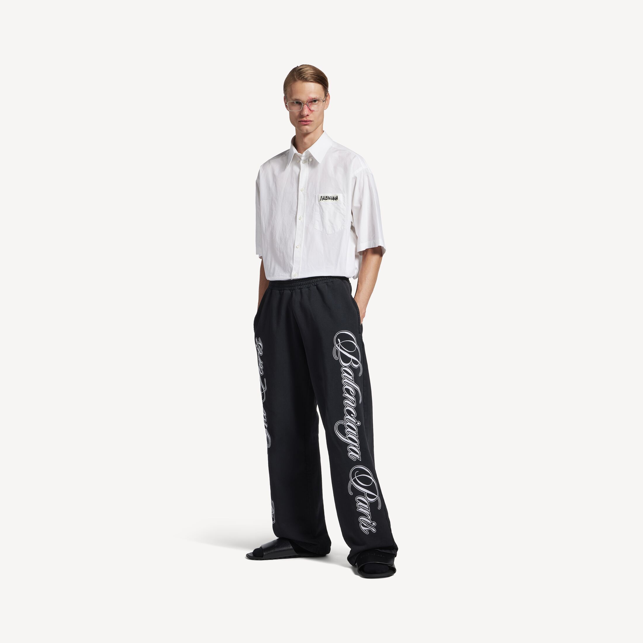 Cursive baggy pants