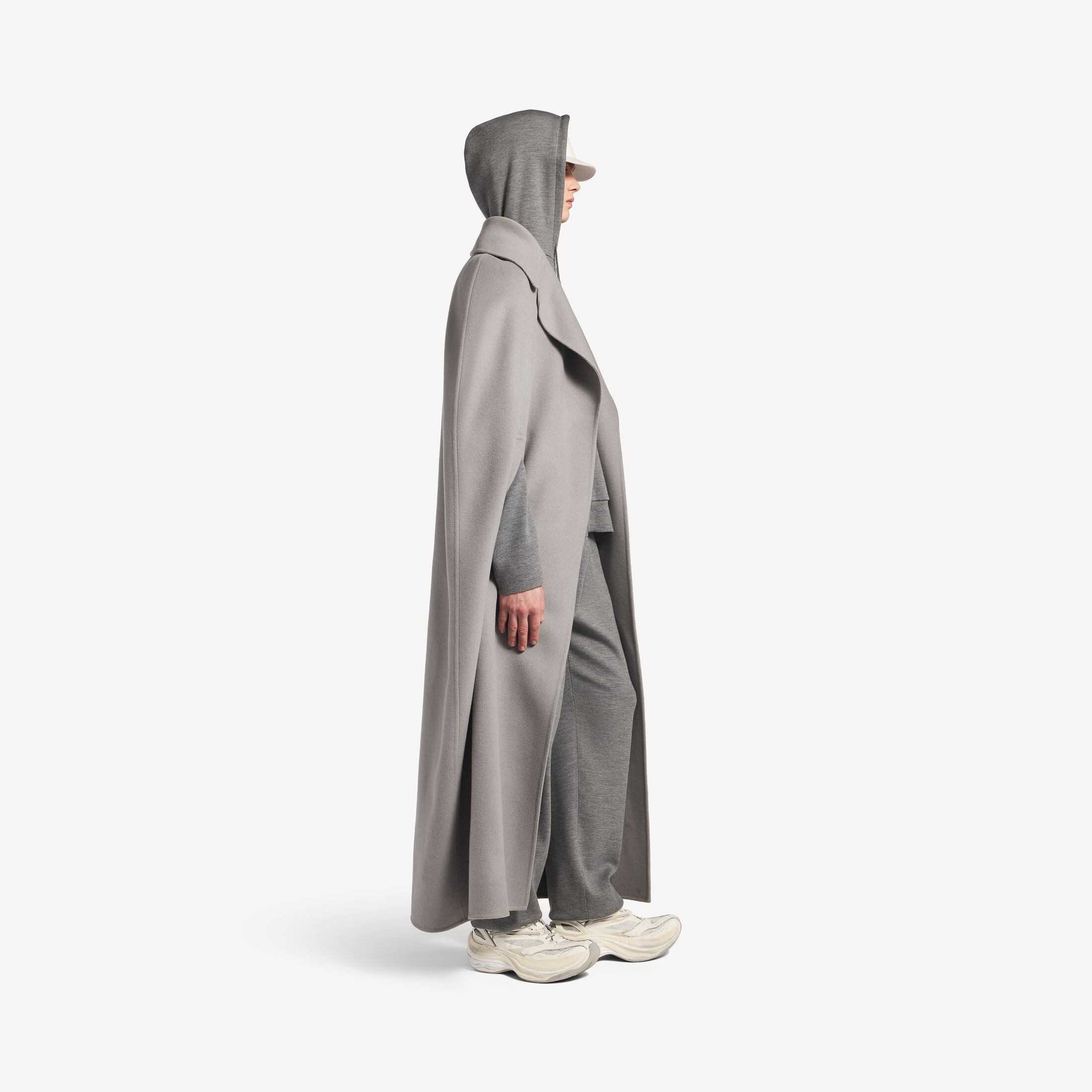 Long double-faced cape coat