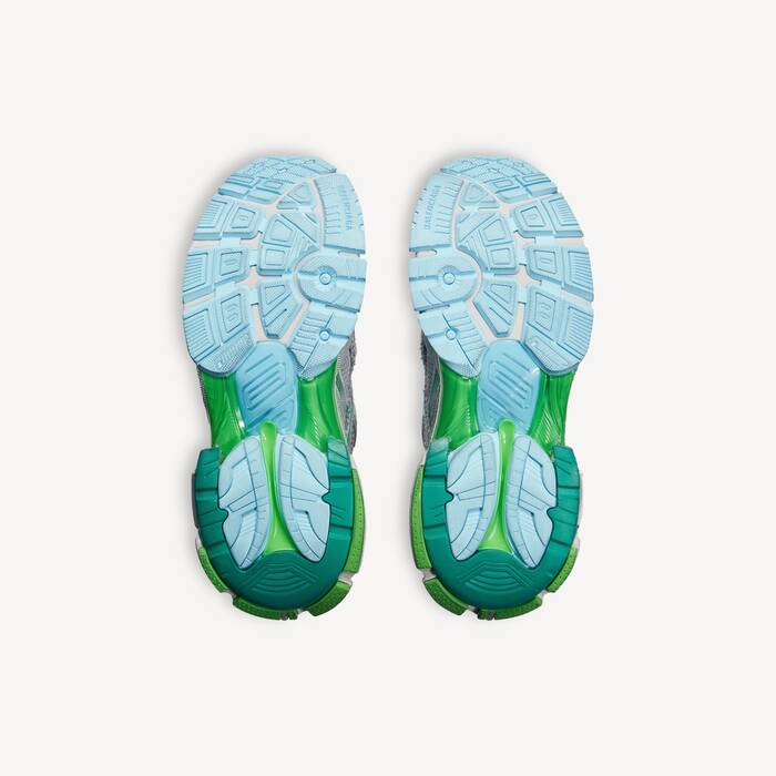Runner sneaker