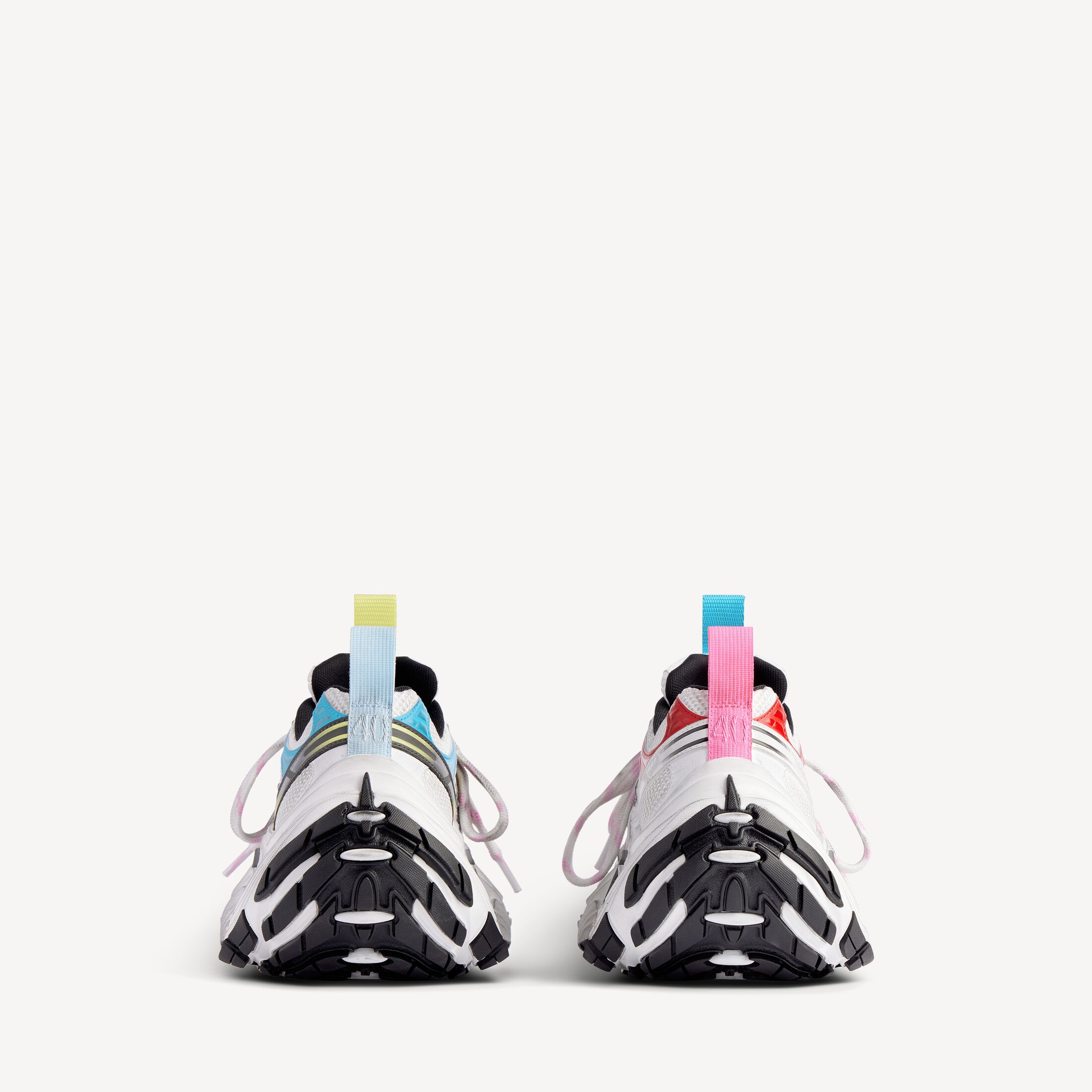 6xl sneaker