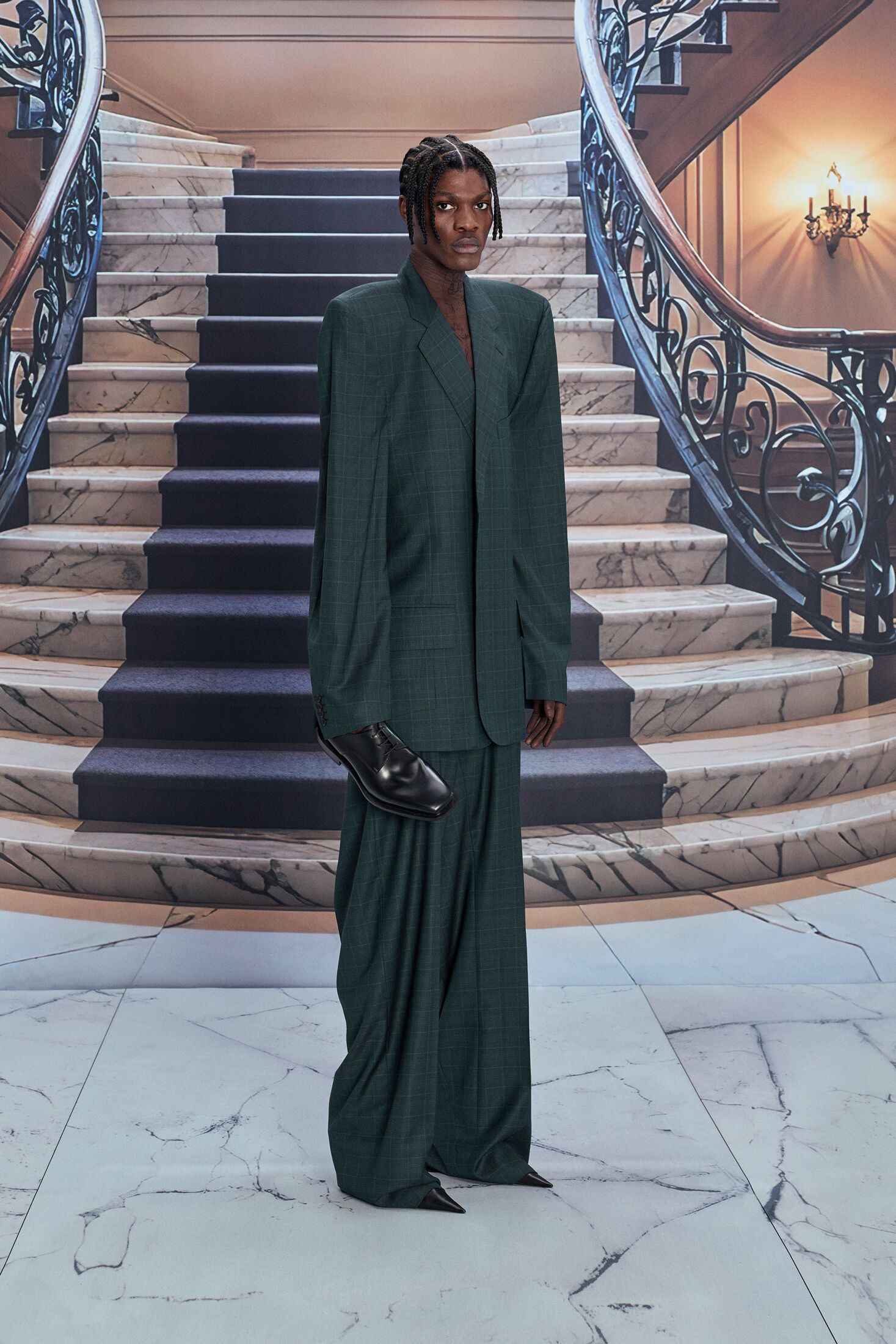 夏季24系列大片 | Balenciaga