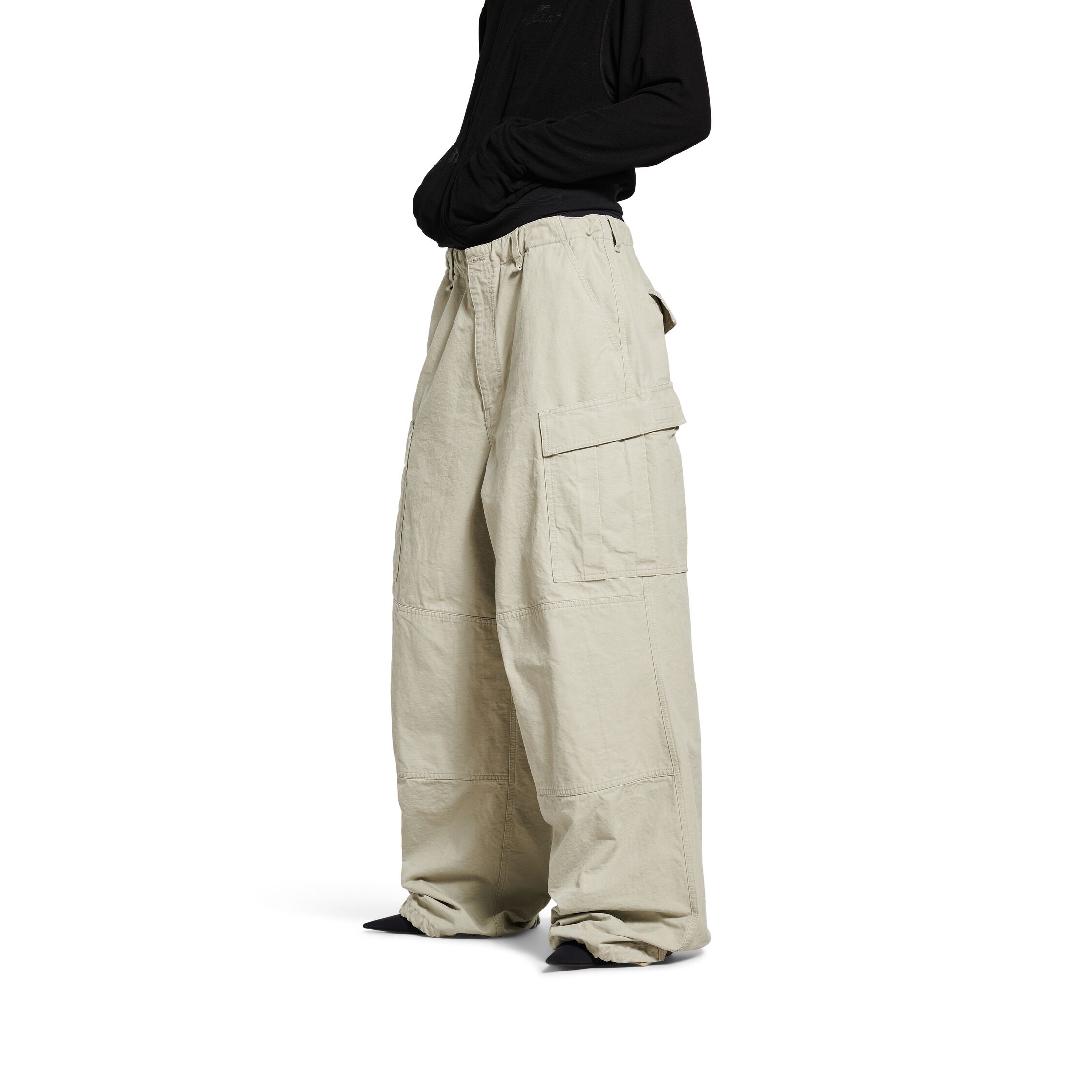 Men's Large Cargo Pants in Beige | Balenciaga US