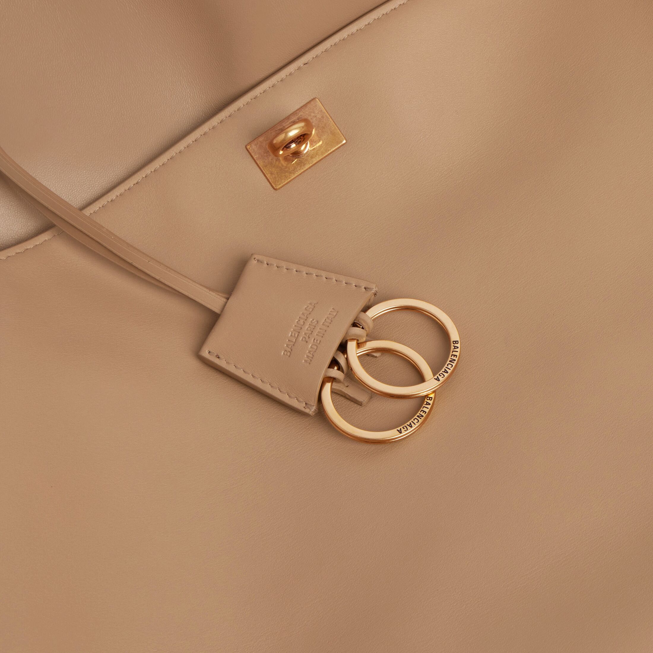 Women's Rodeo Handbag Large in Latte | Balenciaga US
