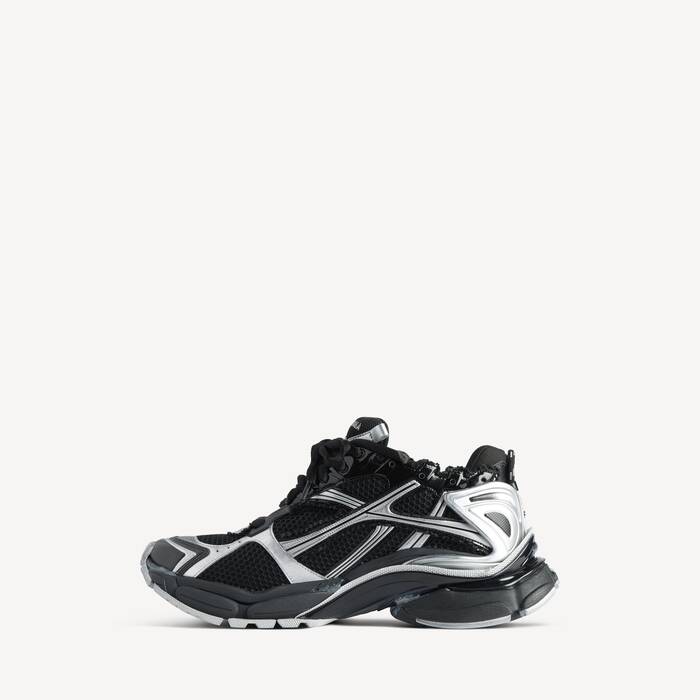 Runner sneaker