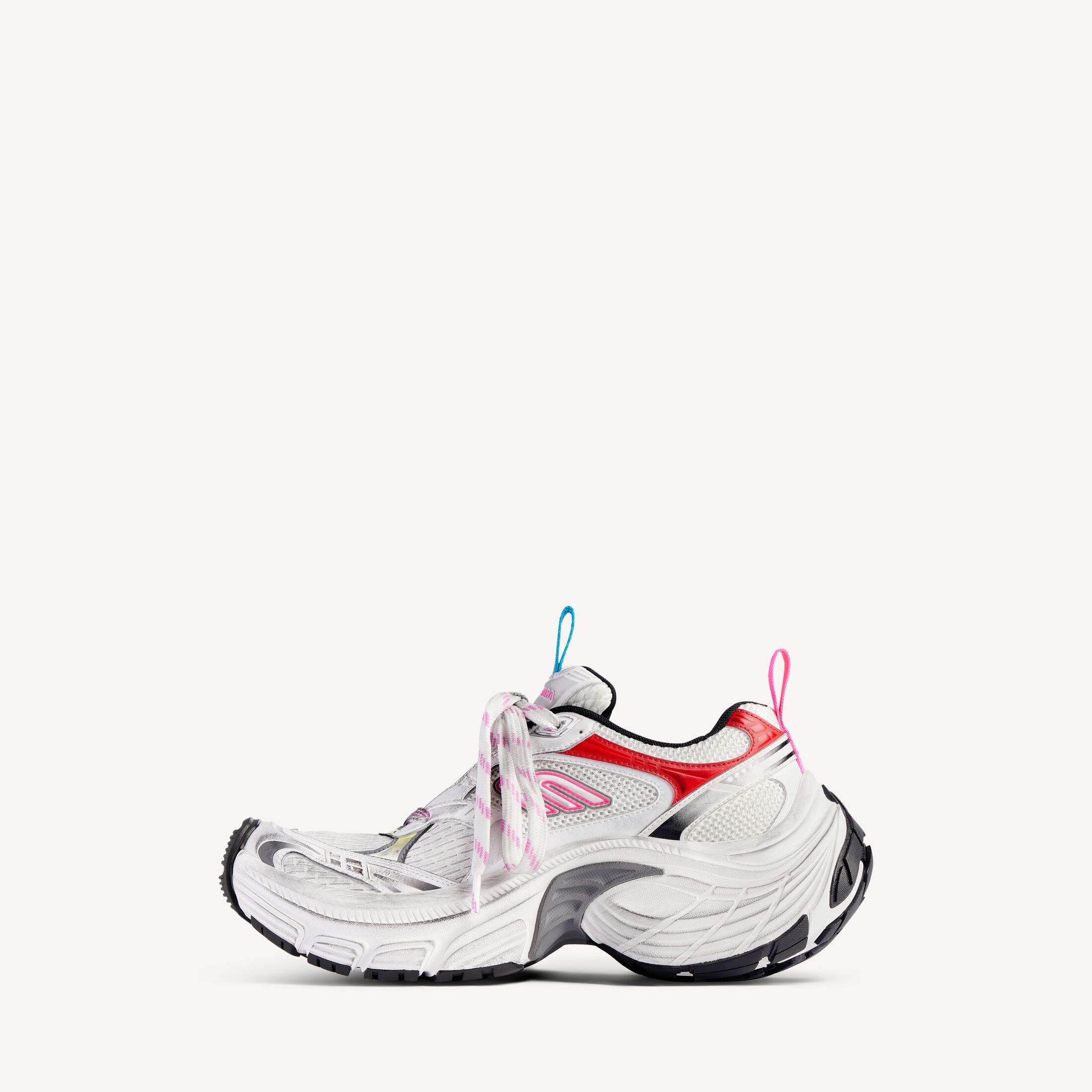 6xl sneaker